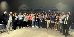 CRM Uzmanı Nedir? Ne İş Yapar? | Cloudyflex